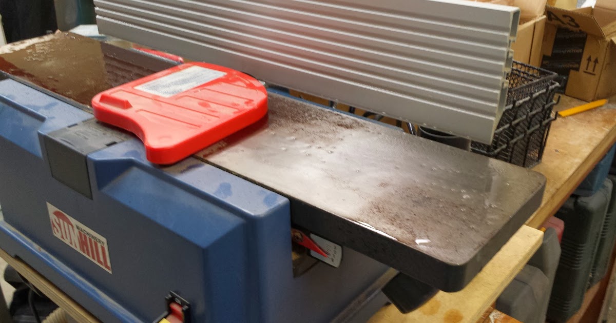 Dave's Workshop Blog: Rust removal from woodworking tools using WD-40