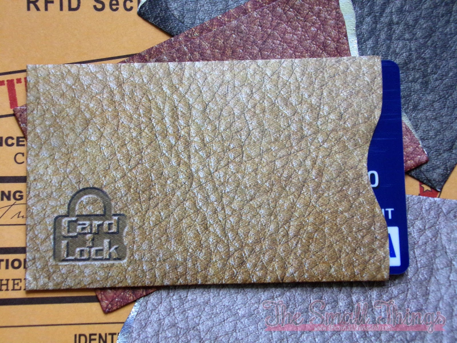 Card Lock- Protect Yourself From Identity Theft #GiftGuide2015 | The ...