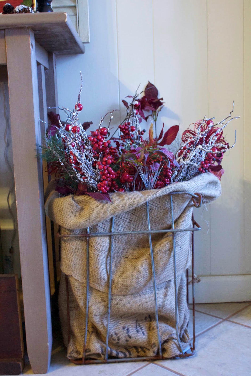 The B Farm : Farmhouse Christmas Decor