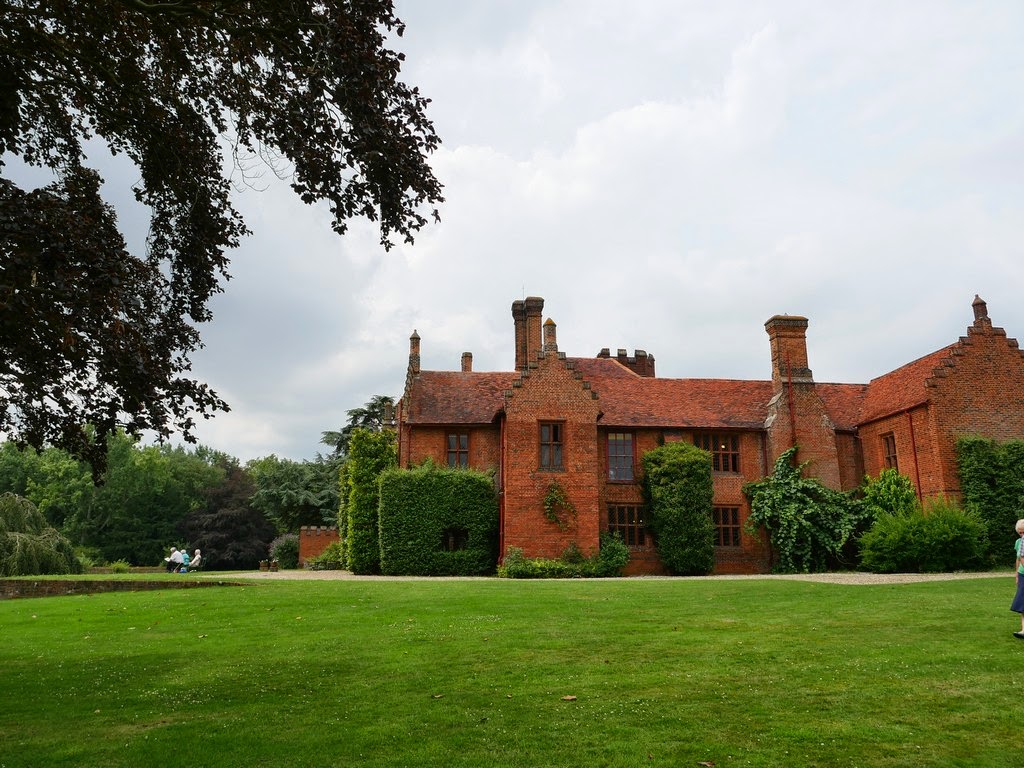 Tricia's Tales: Ingatestone Hall... an enjoyable way to spend an afternoon.