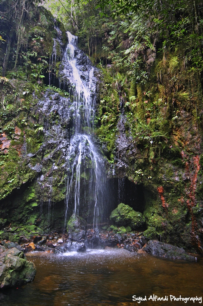 The waterfall on the mountaintop.