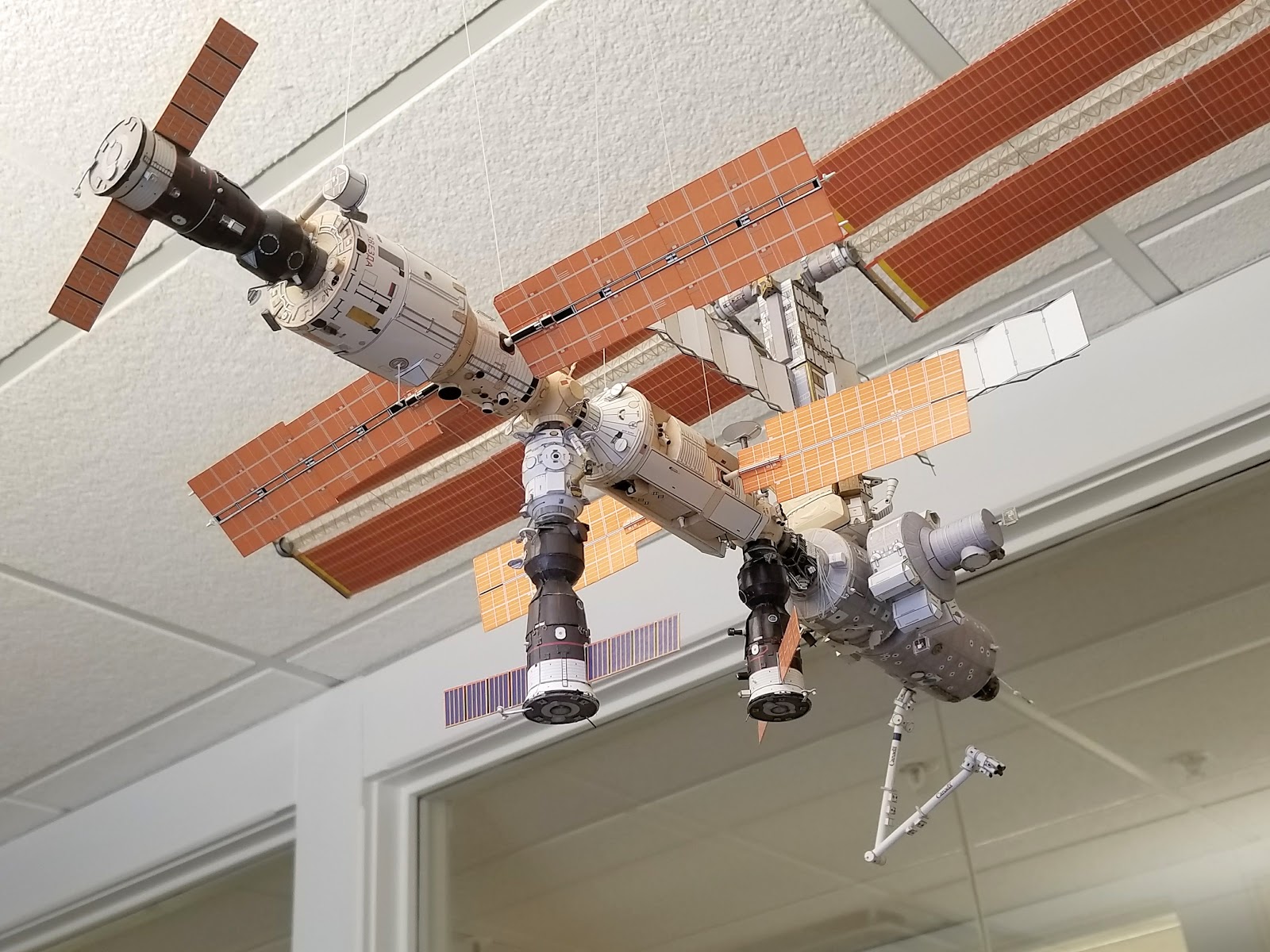 A"Mays"ing Papercraft: Docking Extension