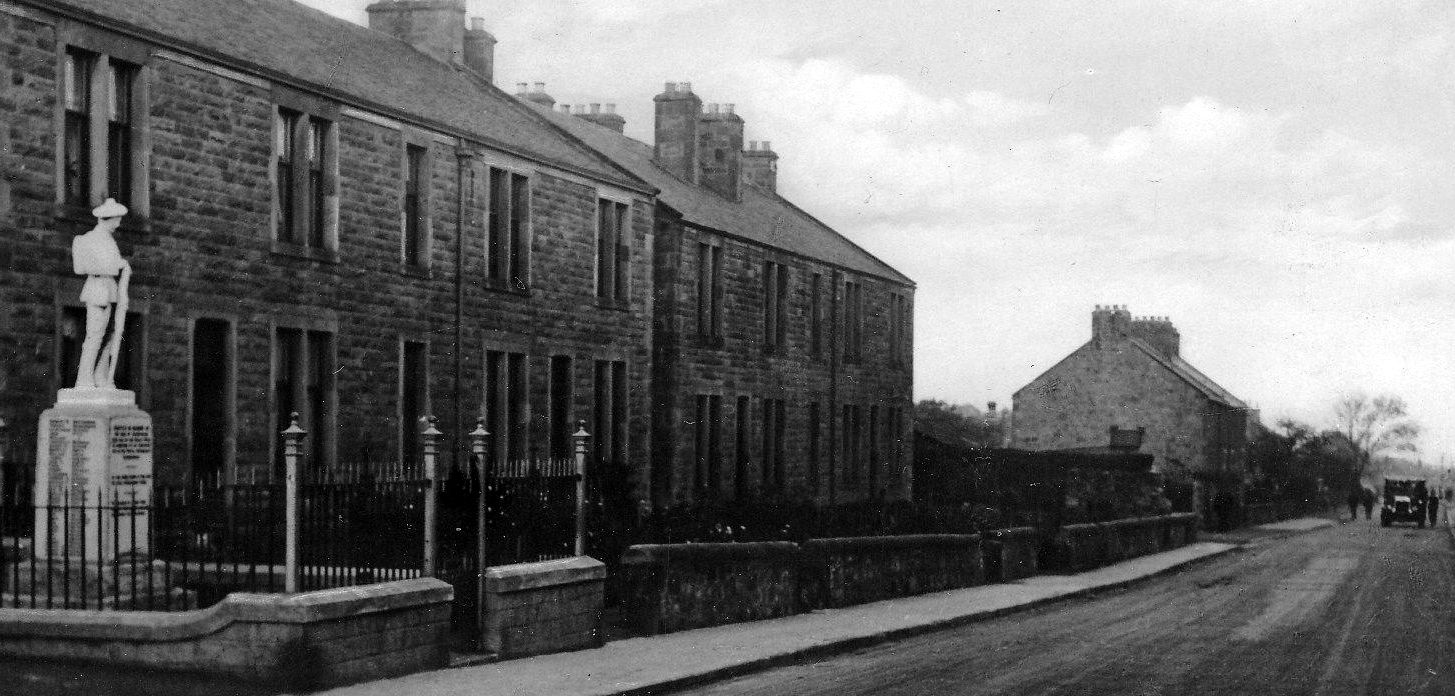 Tour Scotland: Old Photograph War Memorial Lothian Street Bonnyrigg ...
