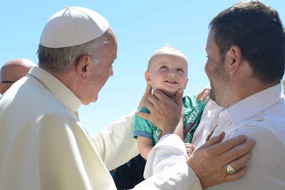 Da Mihi Animas: Pope Francis: The joy of fatherhood