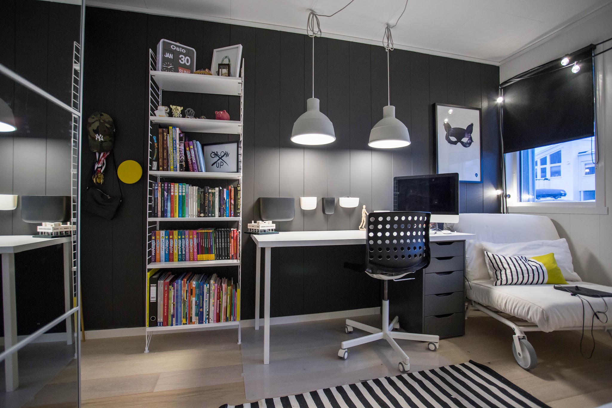 Bare Elise: St. Pauls blue vs. Deco blue - og Bergknatt og dempet sort.