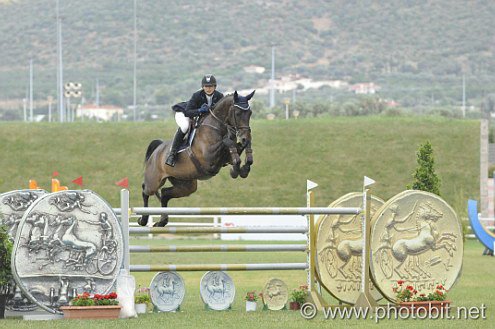 OROPOS SPORTS: Ιππικος Ομιλος Αυλωνα