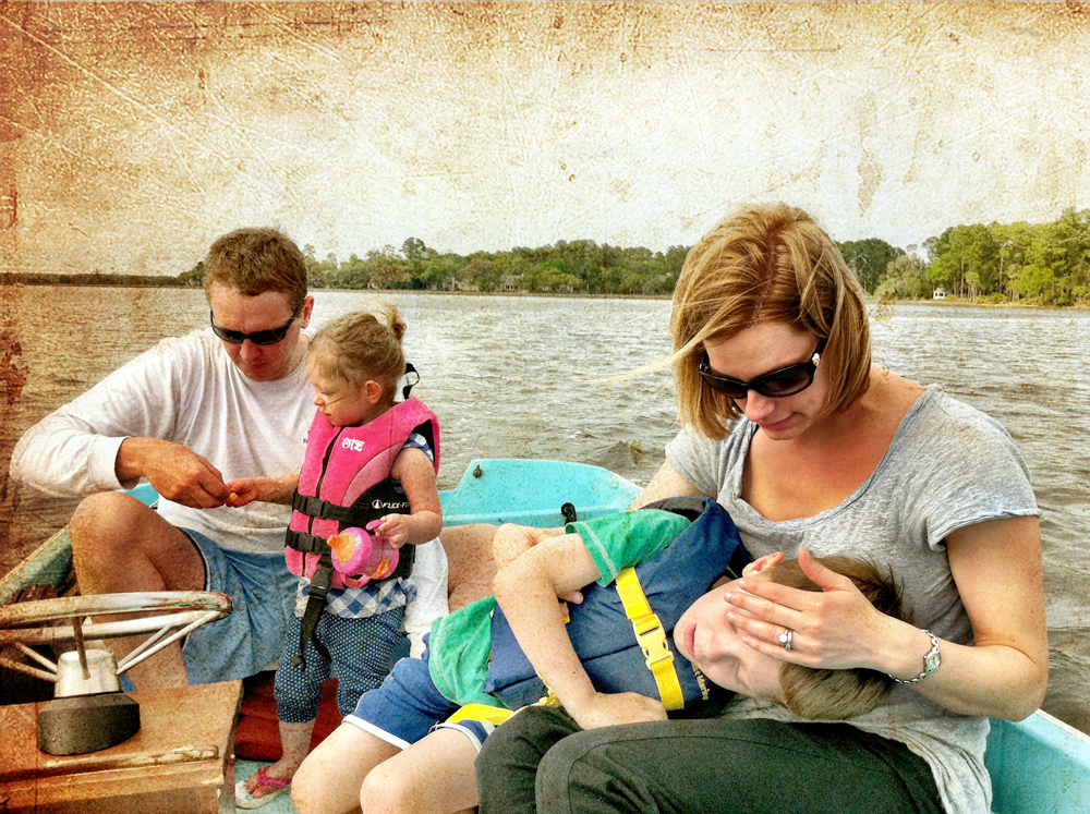 Photo-per-Diem-A Photography Blog: Family Boating on the Burnside River ...