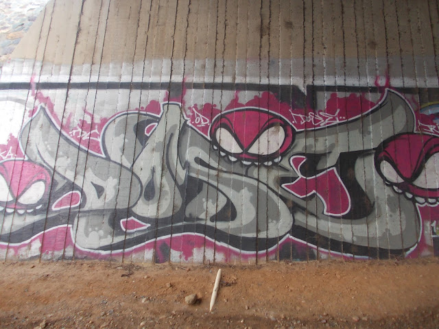 Canberra Graffiti: Dose