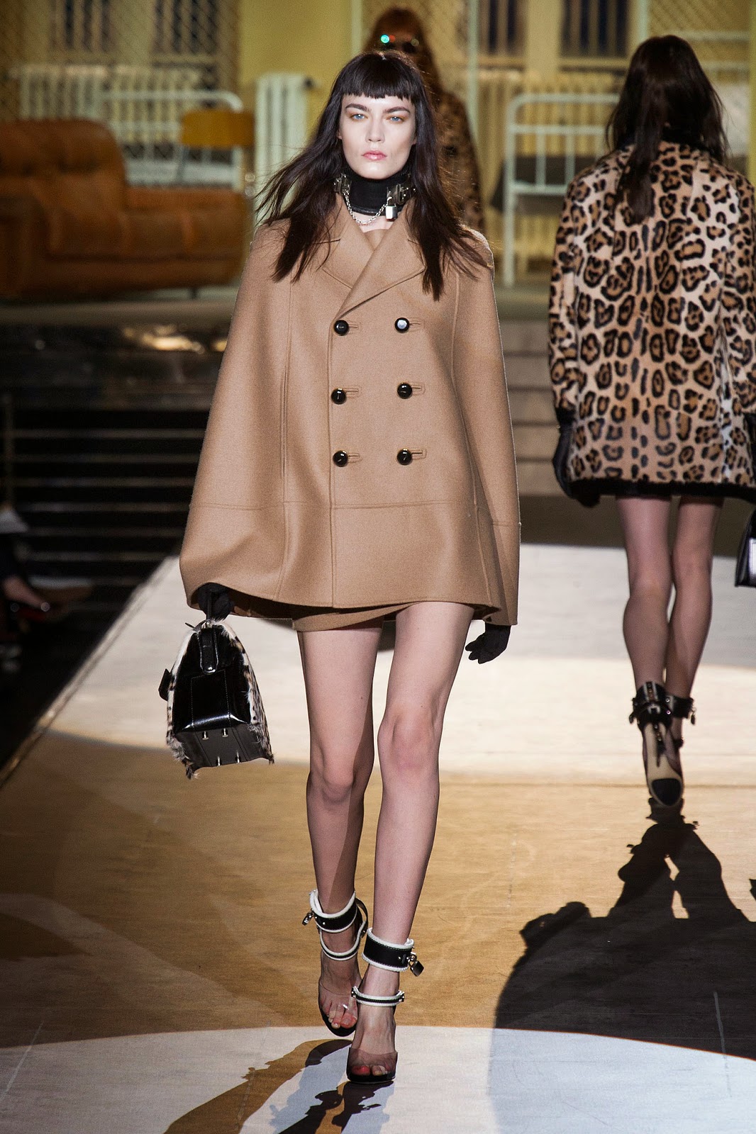 Mv la creatività è di moda: Super tendenza dell'autunno 2014:la cappa!