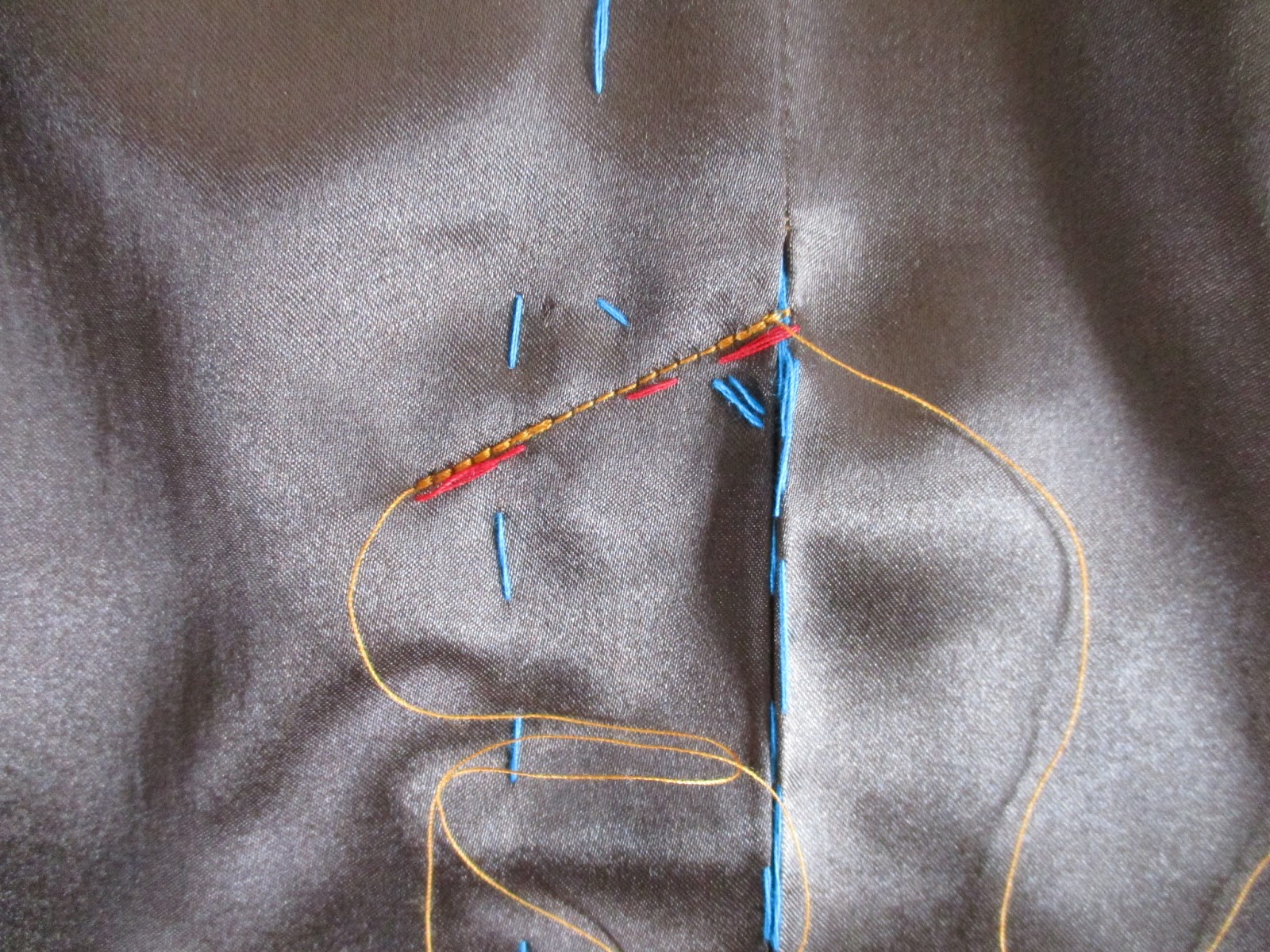 Rasa's advices how best to sew: Sew pencil skirt with lining. Step 10 ...