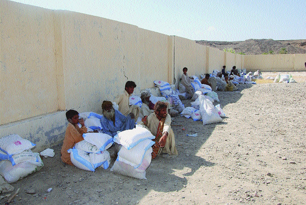 Balochistan Times : Special report: The Awaran earthquake – Fear in a ...