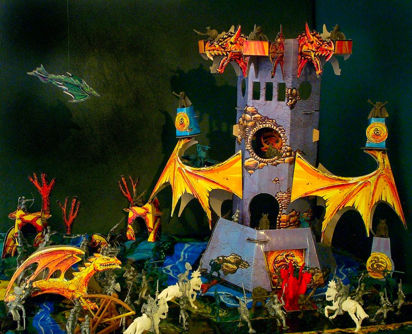 Fantasy Toy Soldiers: HELM TOY: Demon / Dragon / Wizard King Playsets