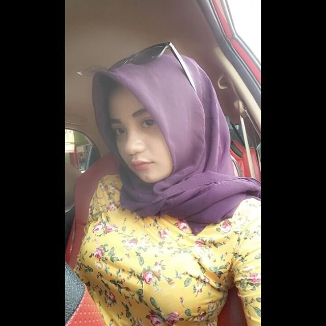 Koleksi BuaT Coli: Foto Selfie Jilboob