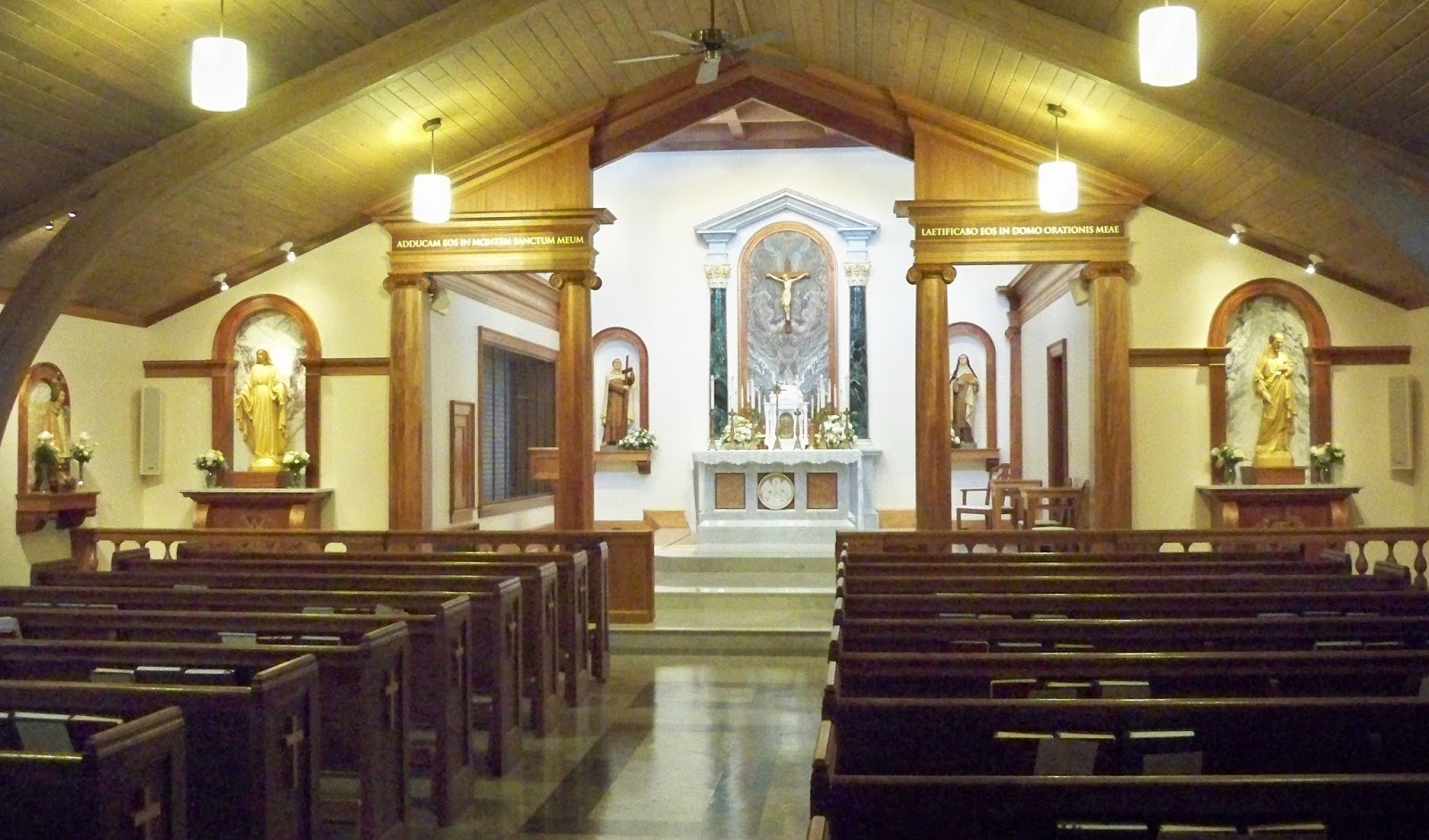 Offerimus Tibi Domine: Carmelite Monastery of the Infant of Prague