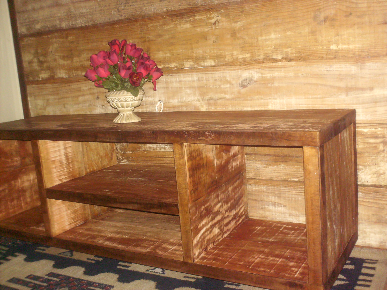 TALH'ARTE arte em madeira: Móveis Rústicos (Rustic Furniture)
