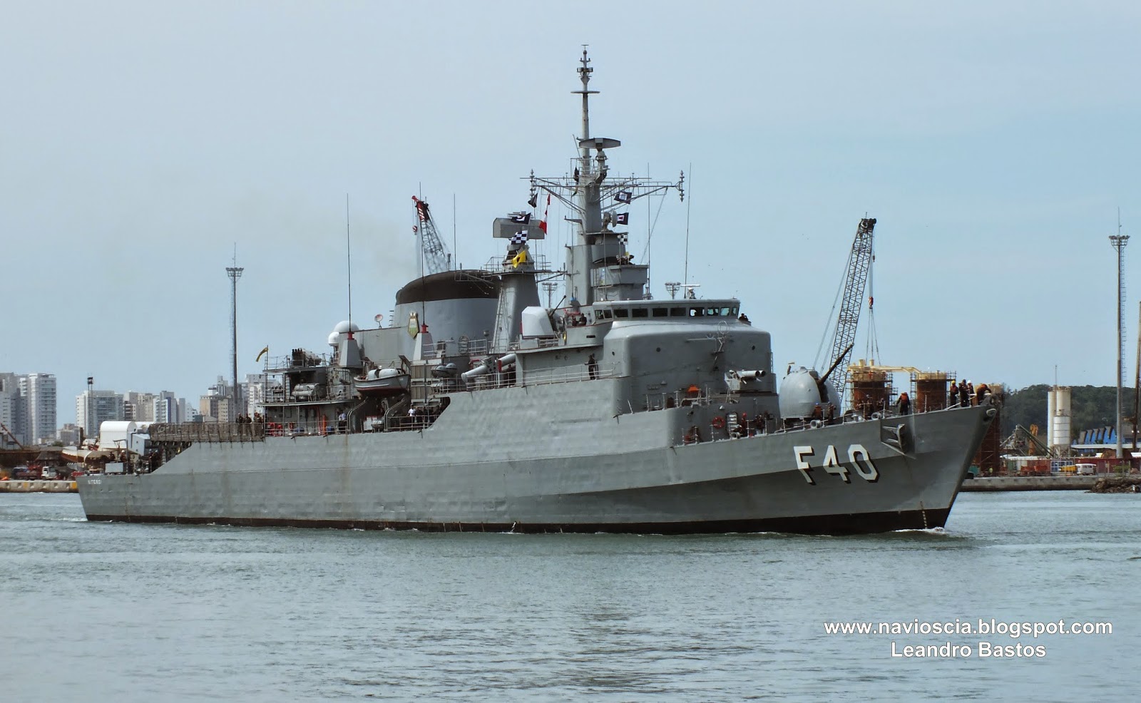 Navios de Santos & CIA: Navio FRAGATA NITERÓI F40