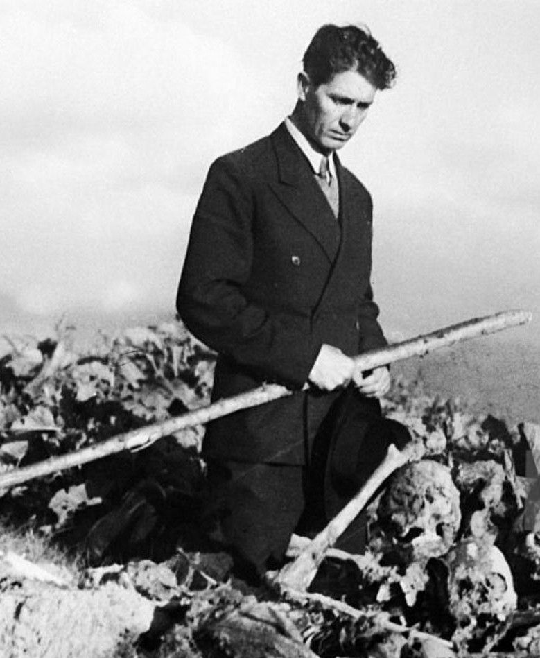 Ur-Fascist Analects: March 2016