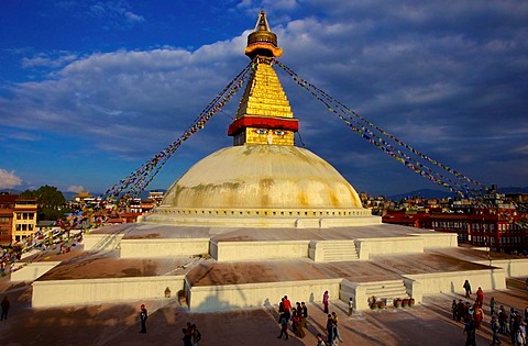 Boudhanath Stupa- One of the largest stupas in the world-World Heritage ...