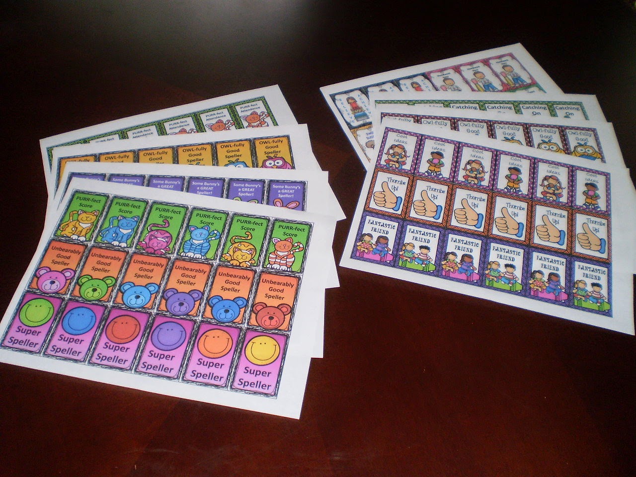 The Teacher's Desk 6...: Monday Made It: Brag Tags