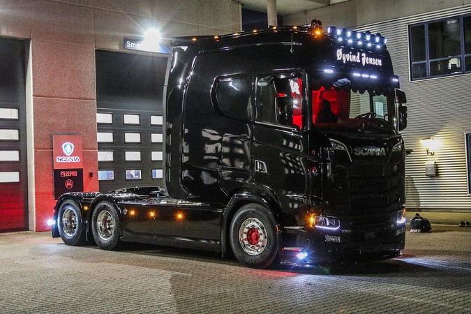 Scania 770 S V8 ganha primeira versão XXL