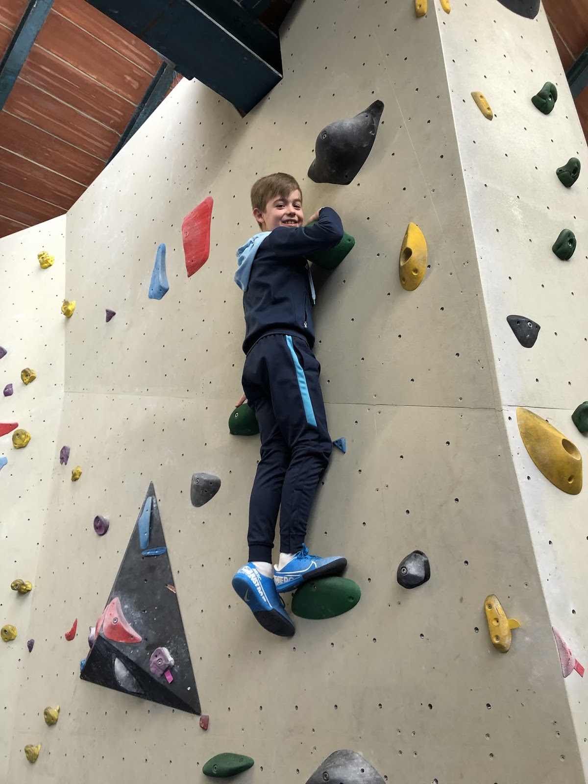 Activité sportive: escalade - École Saint-Joseph à Eben-Emaël - Blog