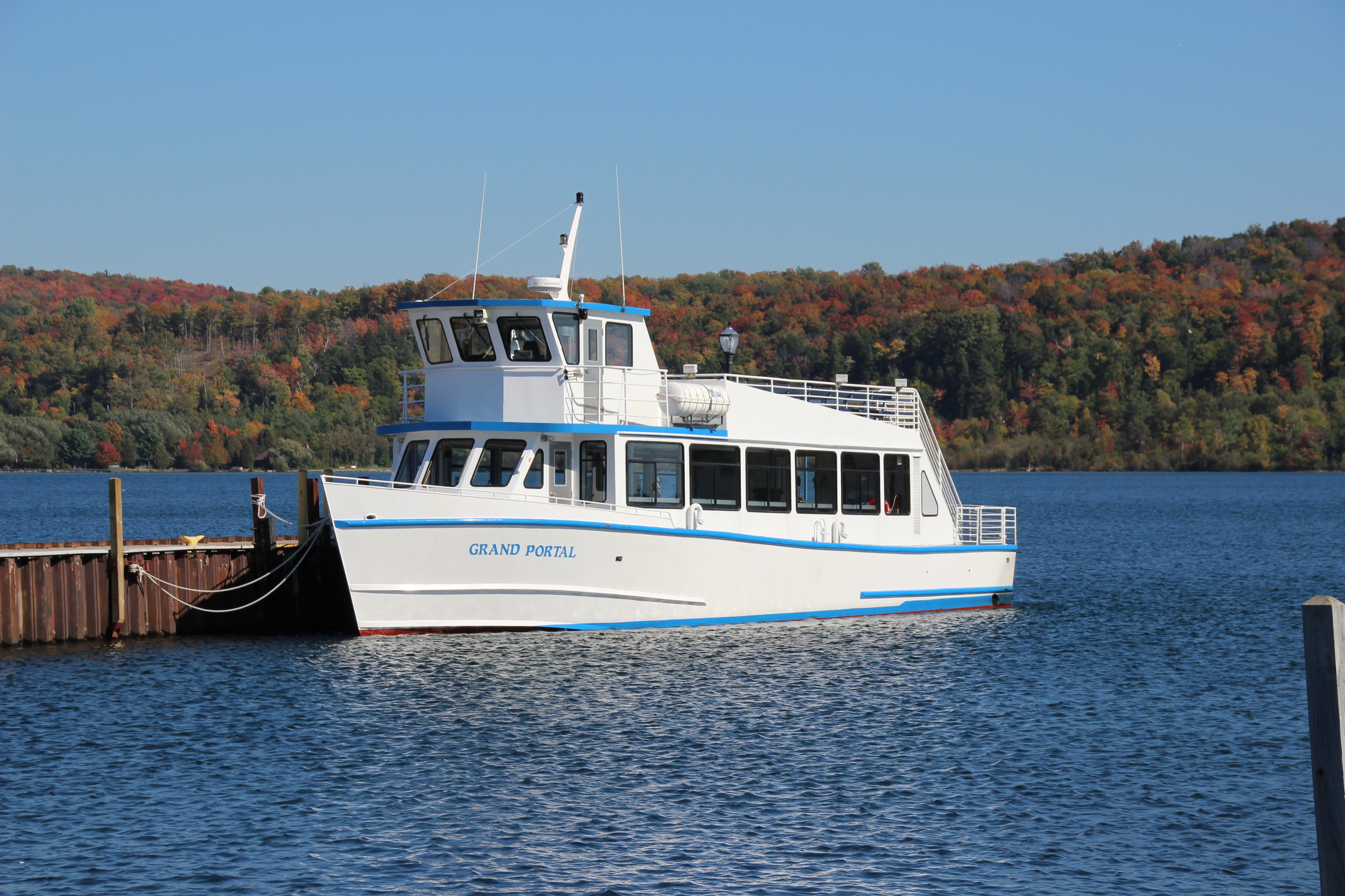 To Behold the Beauty: Pictured Rocks National Lakeshore