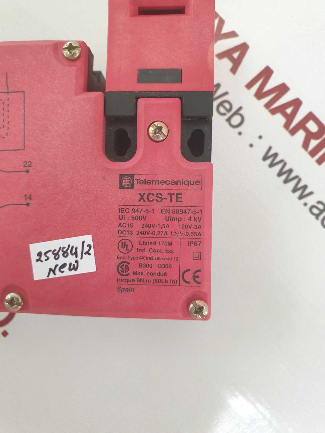 TELEMECANIQUE XCS-TE5342 LIMIT SAFETY SWITCH 10322 - Aeliya Marine