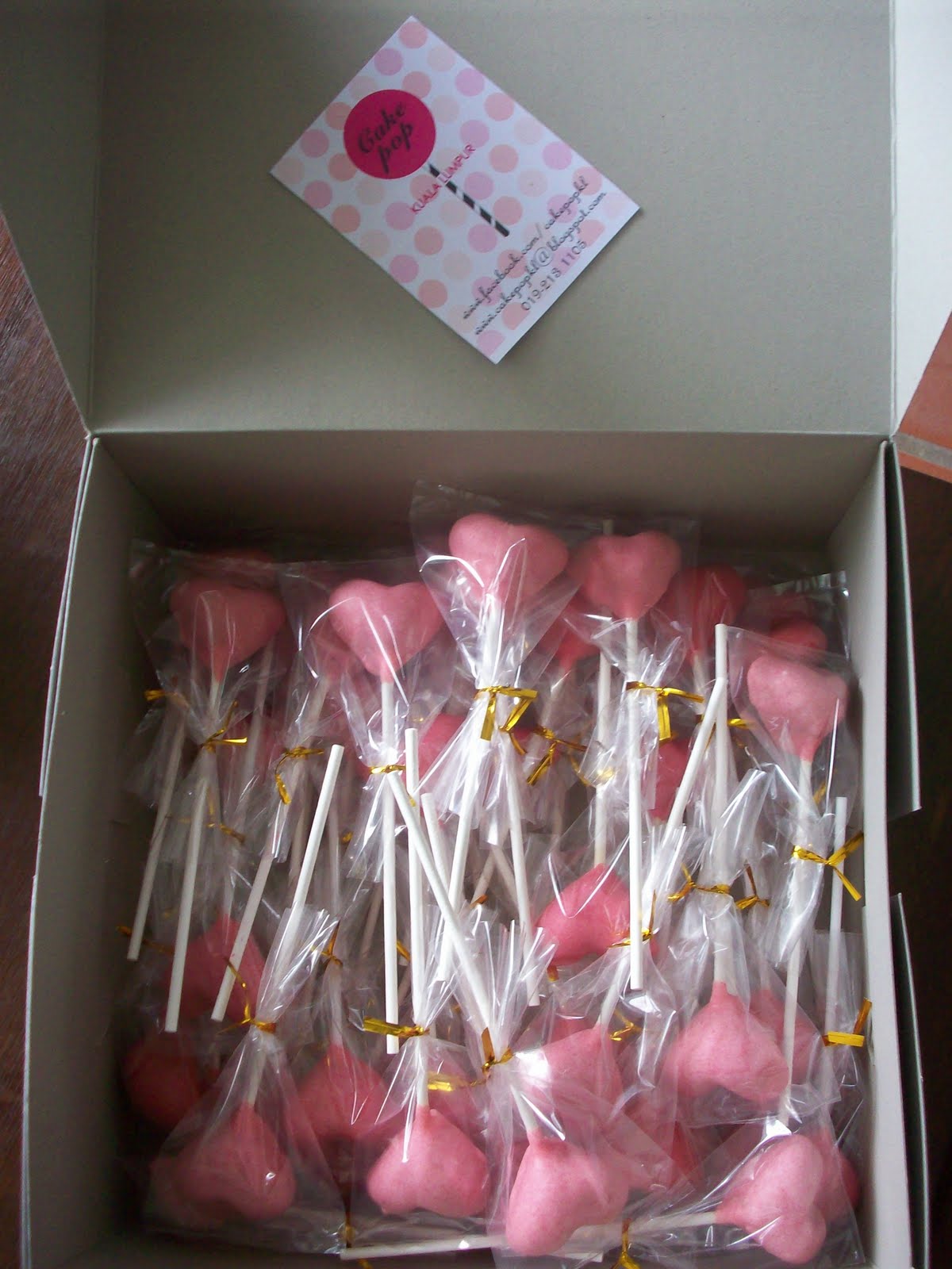 Cake Pop KL: Packaging for Delivery