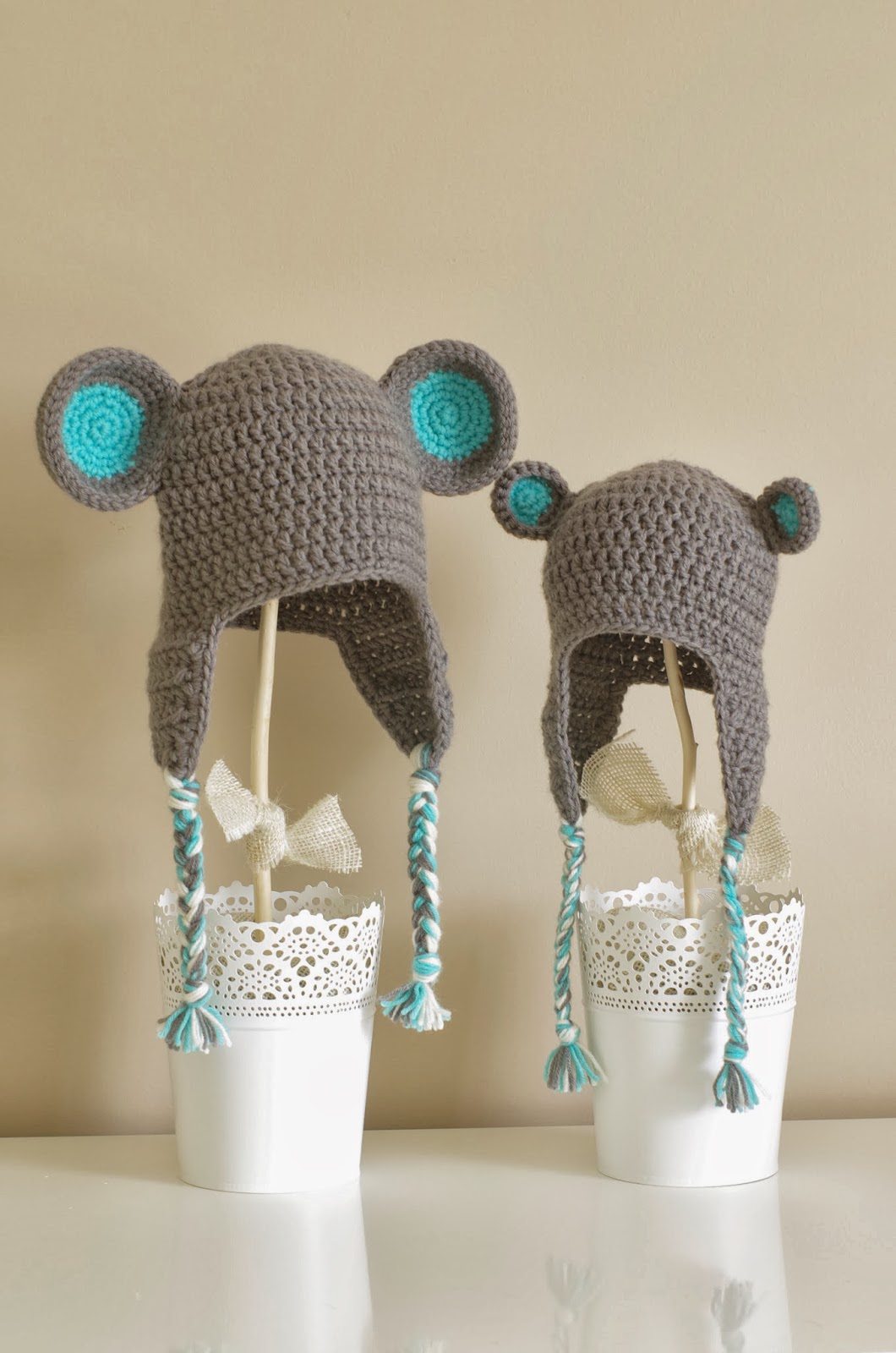 ...Handy Crafter...: Hat Stand Tutorial and Crochet Baby Hats