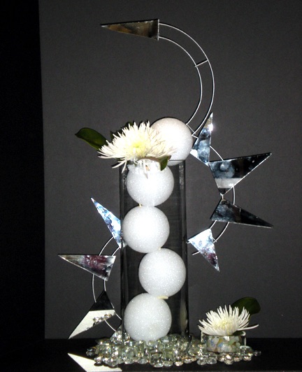 New Garden Club Journal: Photos of Reflective Floral Designs