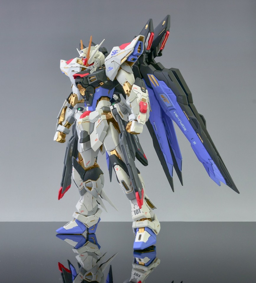 GUNDAM GUY: MB Strike Freedom Gundam - Painted Build
