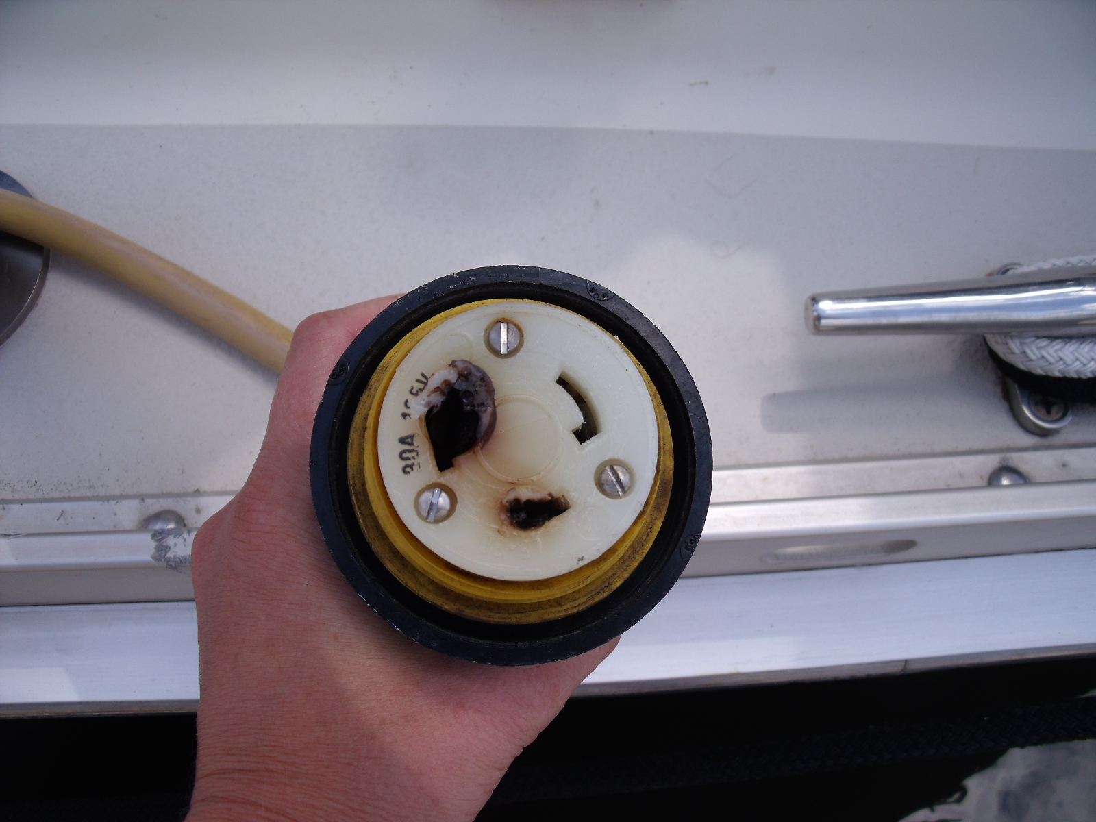 Wildcat Sailorgirl: Dumb Plug SmartPlug