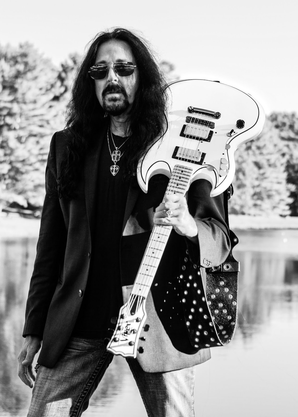 Interview with New Autograph Guitarist Jimi Bell (House of Lords, Maxx ...