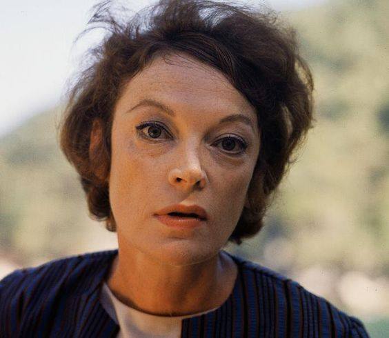 Shadows on the Wall: An Online Dark Shadows Fanzine: Grayson Hall