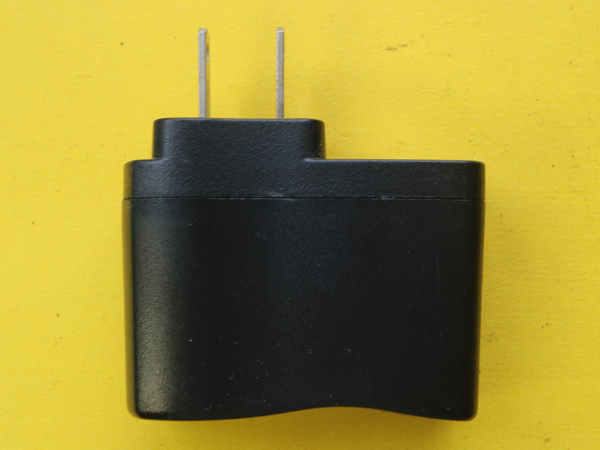 BugWorkShop - 甲蟲工作室: HS-313 電源適配器（AC Adapter） - 拆解