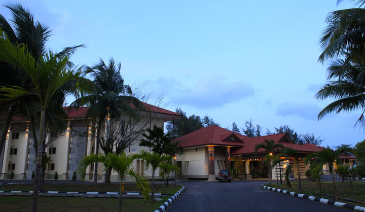 HOTEL PRIMULA POINTRAY BESUT