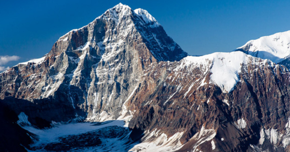 I TEMPI SONO MATURI: Alaska: Is Mount Hayes A UFO Base?