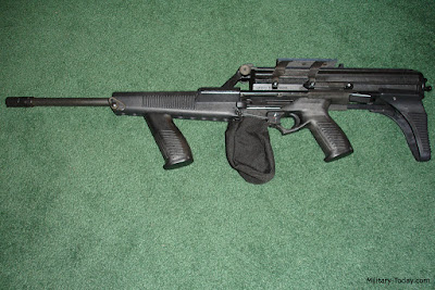 TENTANG ALUTSISTA & MILITER: Pistol Mitraliur / Submachine Gun - Calico ...