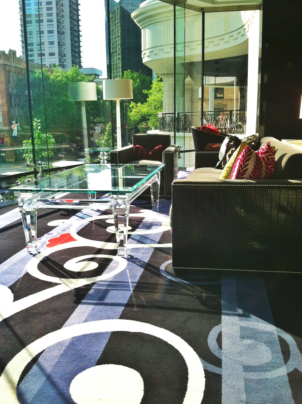 sharron hope: Visiting Christan Grey - Escala