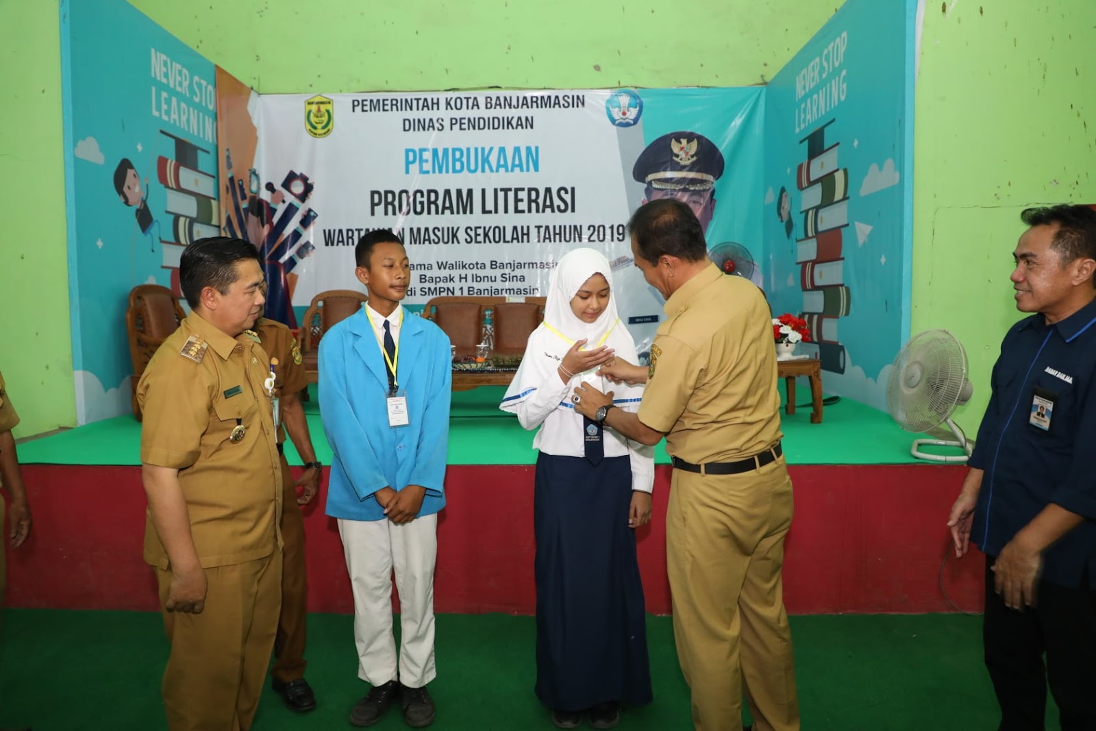 Dua Reporter Cilik Cegat Walikota | Dinas Komunikasi, Informatika dan ...