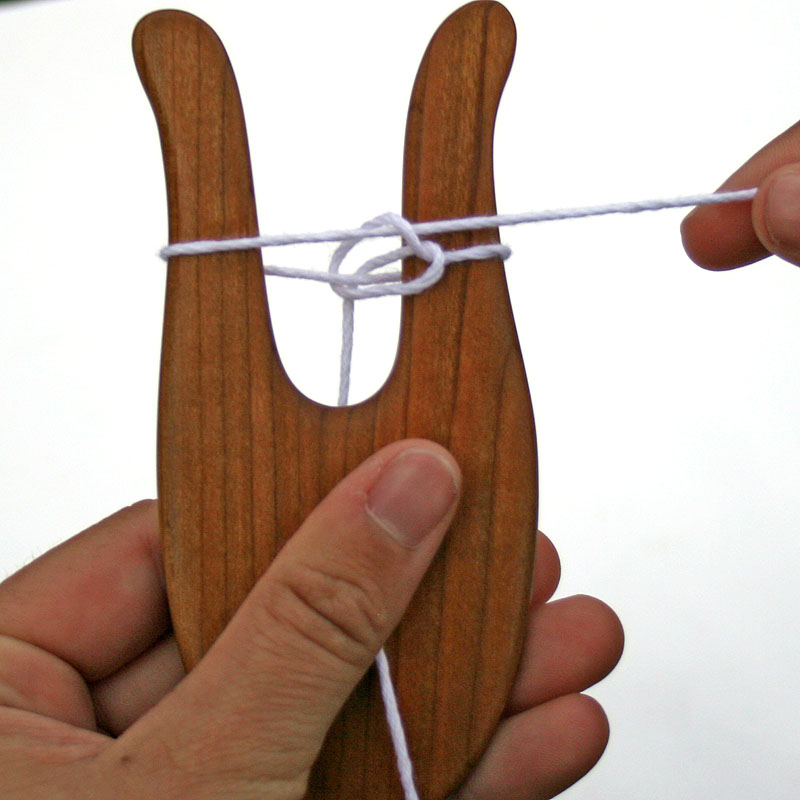 twenty pound tabby: Lucet Tutorial - Square Cord