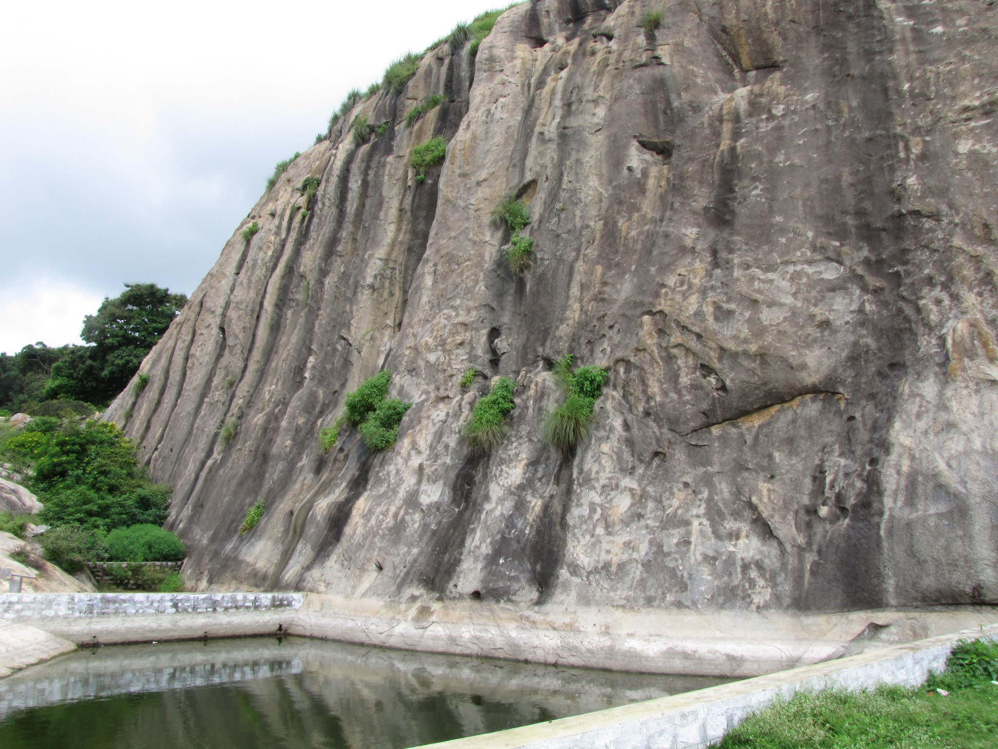 Thalli: Experience Little England