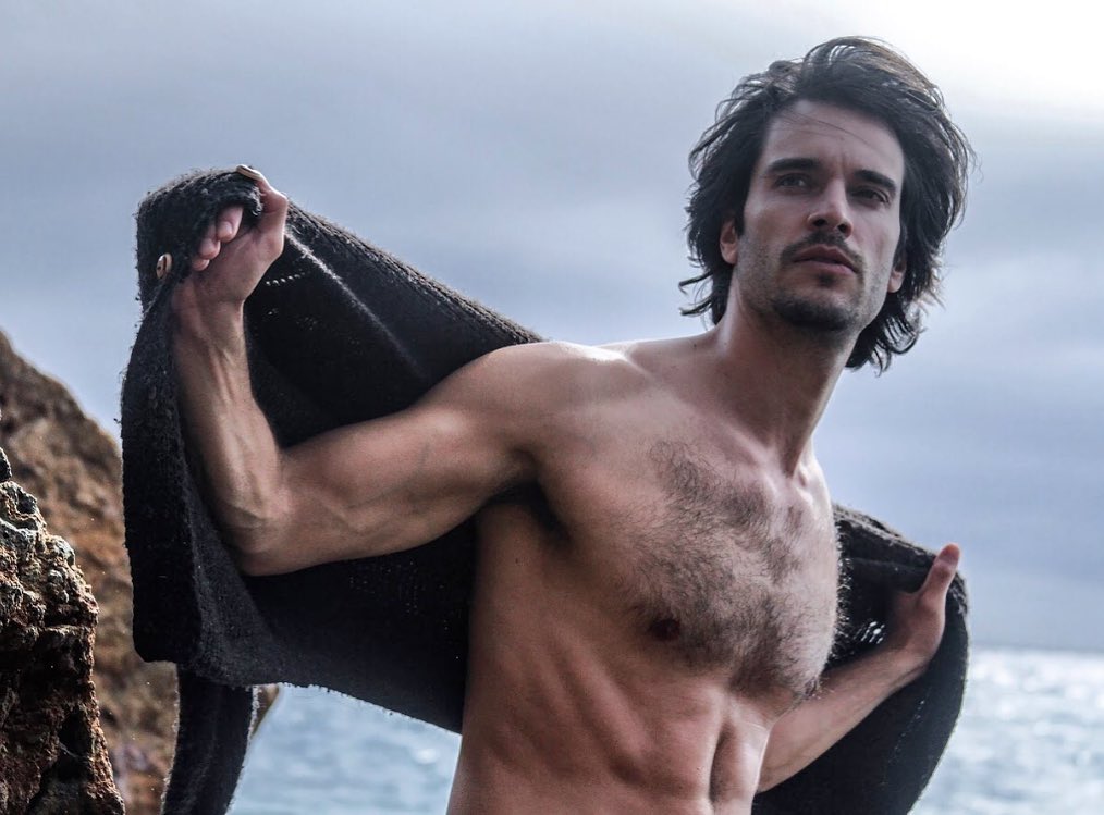 Favorite Hunks & Other Things: Saturday, December 26, 2020