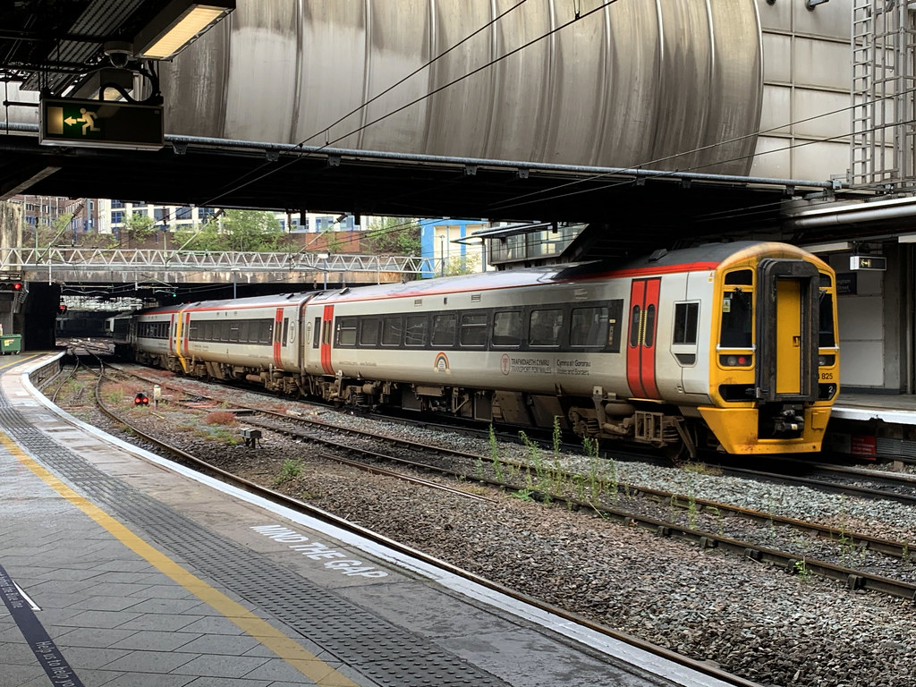 British Diesels and Electrics: Class 158 Express Sprinter