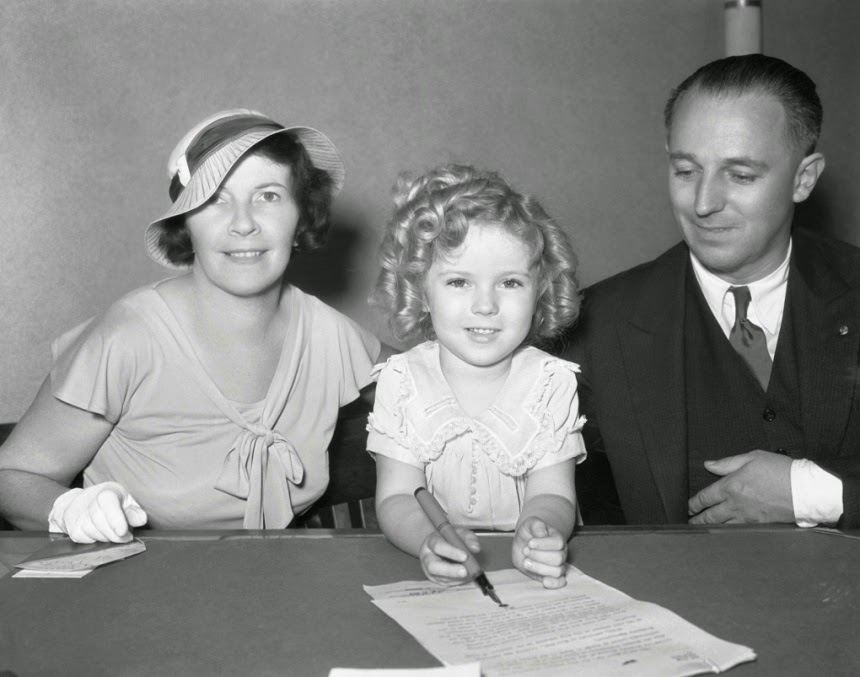 35 Amazingly Cute Photos of Shirley Temple As a Child in the 1930s ...