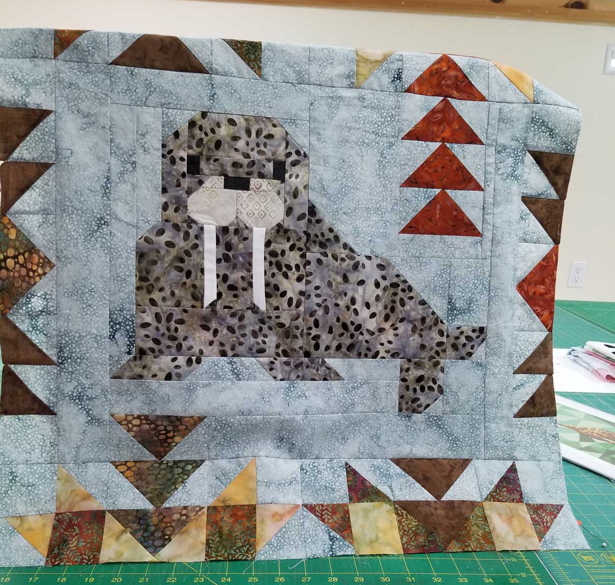 Crazy Quilter on a Bike!: North Stars - Willa Walrus