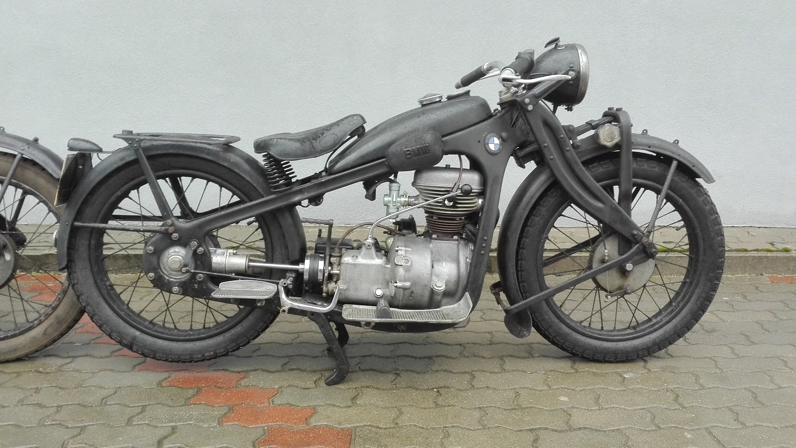 MOTORS-CREATOR - Renowacja Motocykli - Konrad Bagnowski: BMW R2 seria ...