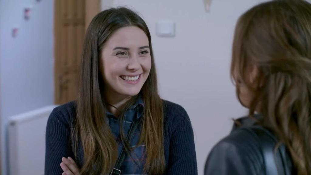 Elif odcinek 980: Asli i Melek znajdują nowy dom! Ludzie Tarika ...