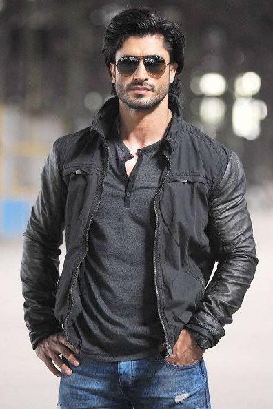 Vidyut Jamwal Upcoming Movies List 2021 2022 Release Dates MT Wiki vidyut-jamwal-upcoming-movies-list-2021-2022-release-dates-mt-wiki