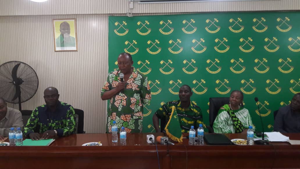 Breaking News: Waziri Mkuu Mstaafu, Frederick Sumaye Arejea CCM | UDAKU ...